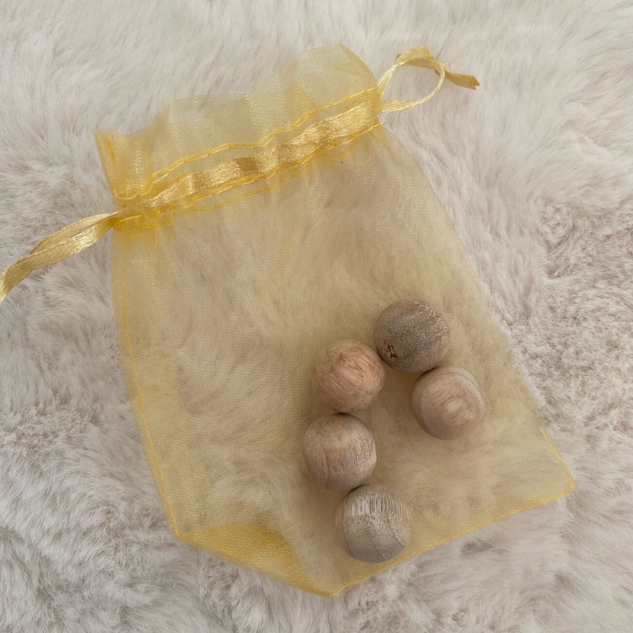 Cederhouten Kamfer ballen / mottenballen – Baby Spa – Laren